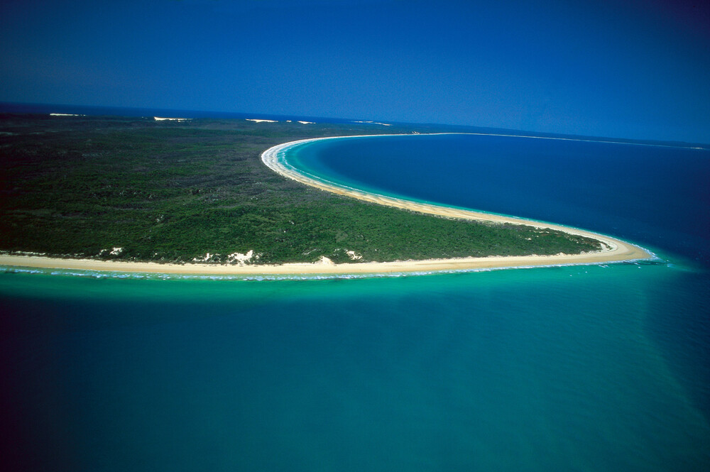 K'gari, Journey on the world’s largest sand island - Across Australia